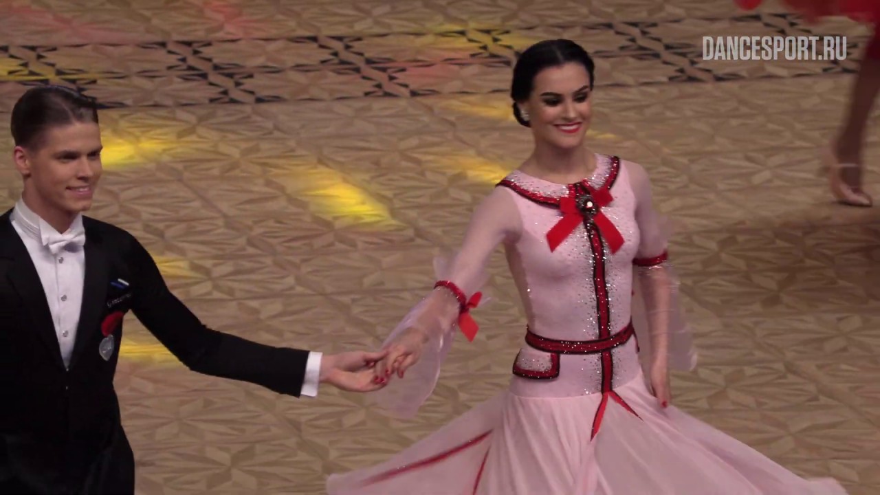 【マディスアベル アレクサンドラガルキナのワルツ】Madis Abel – Aleksandra Galkina EST, English Waltz | Dance Masters 2019 ...