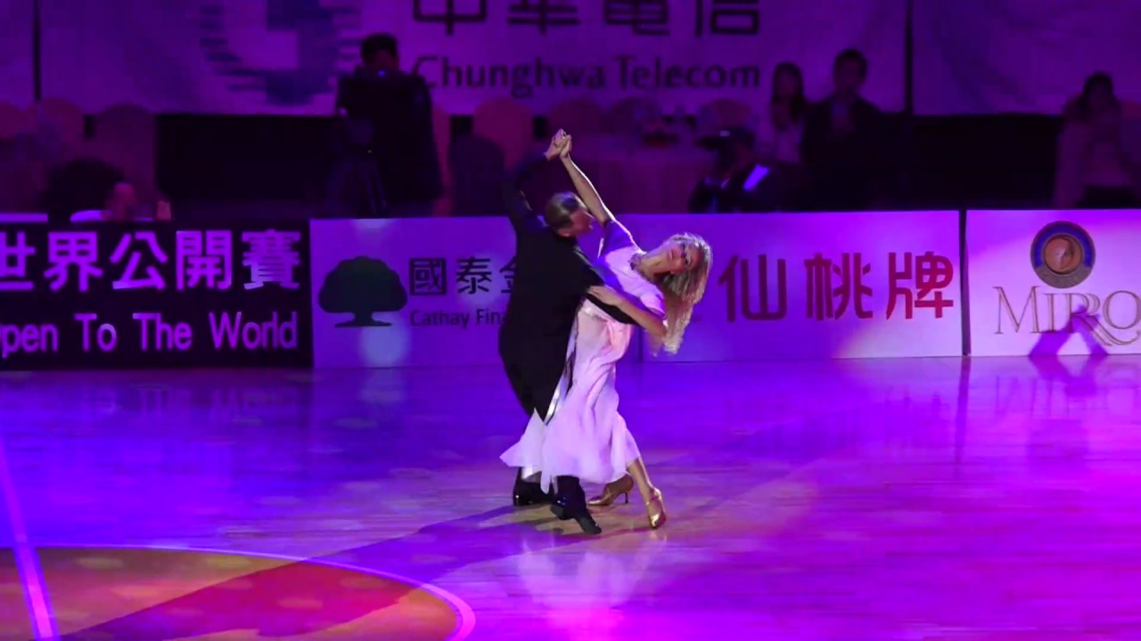 Mirko Gozzoli & Edita Daniute Viennese Waltz Show Video / 2017舞王 世界公開賽 ...